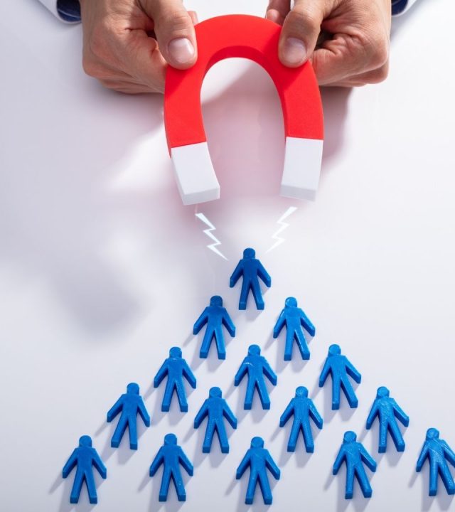Contacts Selection Process - Mediatudes